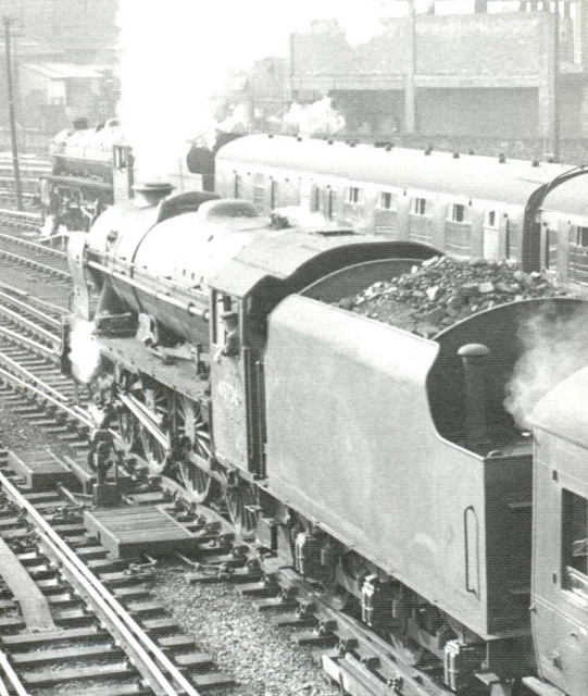 VINTAGE TRAIN PHOTOGRAPH 45736 Phoenix steam locomotive Southport ...