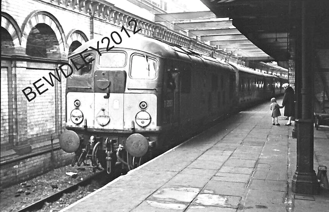 NEGATIVE 35MM PRE-TOPS CLASS 24 D5083 LATER 24083 NO LOCATION OR DATE ...