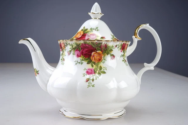 ROYAL ALBERT &OLD Country Roses" Bone China Tea Pot Teapot £22.40 ...