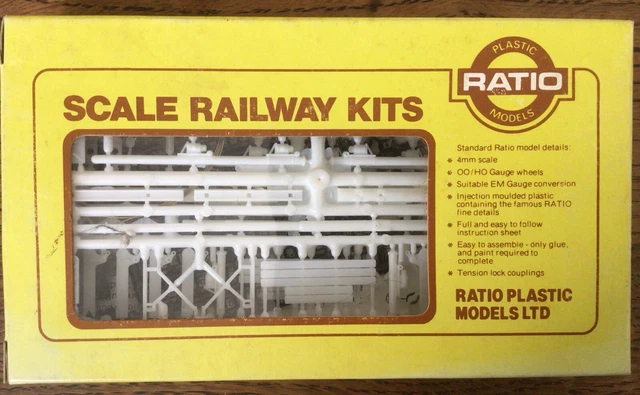 RATIO PLASTIC MODELS Ex LMS Upper Quadrant Signals Kit UQ/70 Model ...