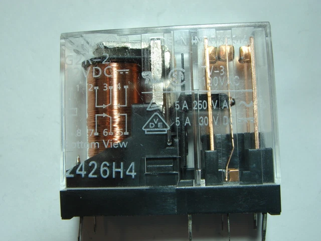 RELAIS 12V 2XUM 250V 5A OMRON #20-24/5 EUR 6,85 - PicClick FR