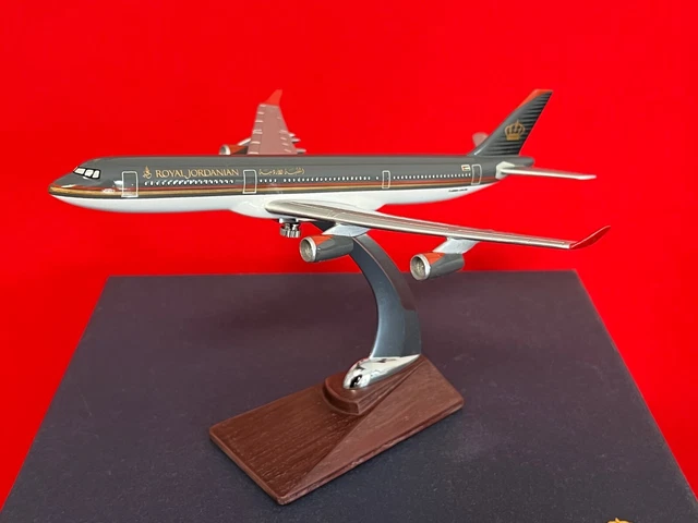 ROYAL JORDANIAN AIRBUS A340-300 desktop model aircraft- 1/300? £29.99 ...