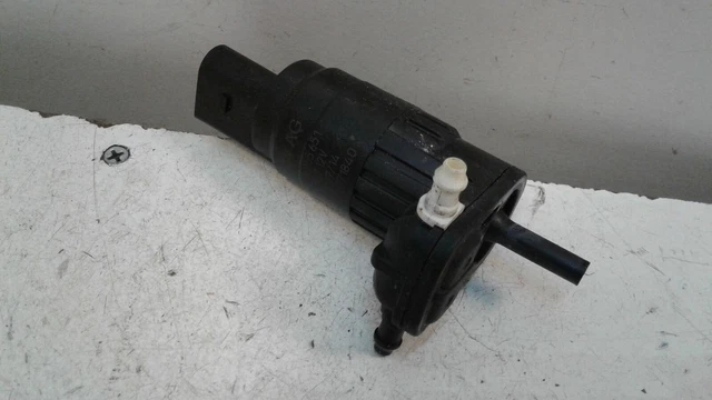 POMPE DE LAVE-GLACE AVANT VW Polo V (6R) 2015 1K6955651/8K9955647 ...