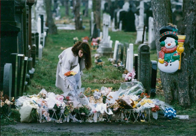 THE ASSASSINATION OF James Bulger Murder Case - Vintage Photograph ...