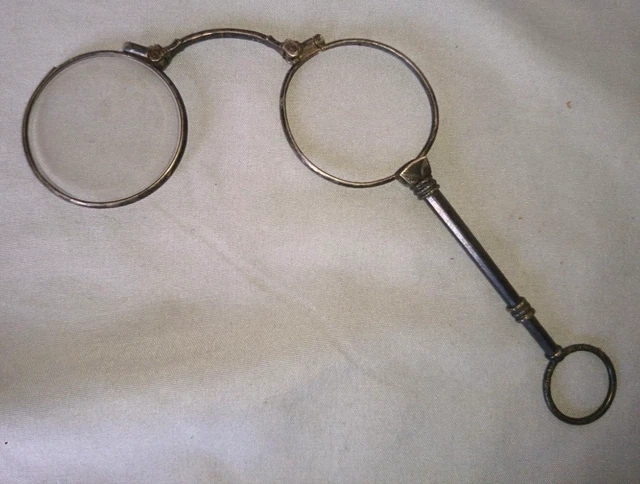 ANTIQUE BINOCLE LUNETTE Lorgnette Face A Main En Argent Ciseler EUR 40 ...
