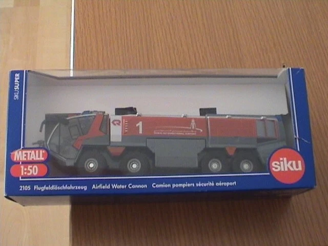 SIKU 2105 ROSENBAUER Panther 8 X 8 Flugfeldlöschfahrzeug R 1 DUBAI ...