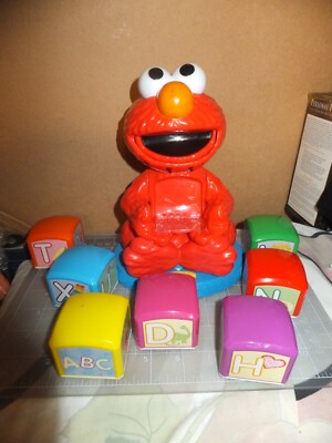 SESAME STREET ELMO Find and Learn Alphabet Blocks Hasbro Talking ...