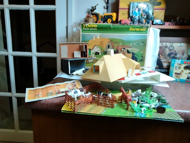 VINTAGE PLASTIC TIMPO Farm Set With House Animals And Stable Good £80. ...