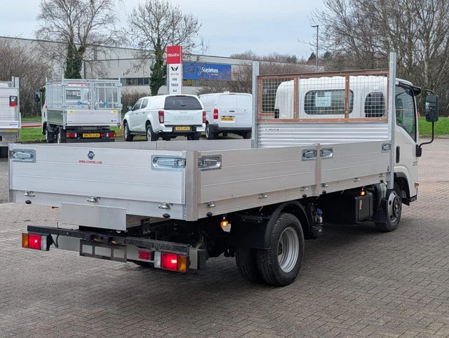 ISUZU GRAFTER N35.125 T Alloy Double Dropside Auto Gear Box. £32,990.00 ...