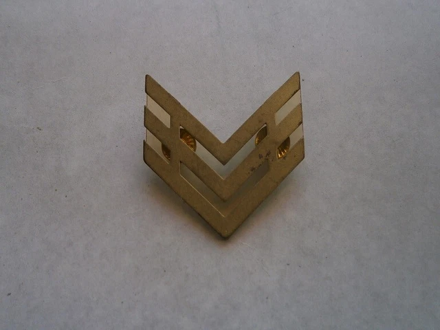 JNA (YUGOSLAV PEOPLES Army) chest rank insignia - stariji vodnik £18.88 ...