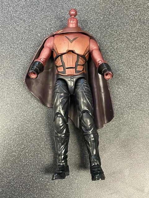 HASBRO MARVEL LEGENDS Series X-Men (MAGNETO) 6" Scale Magneto BODY AND ...