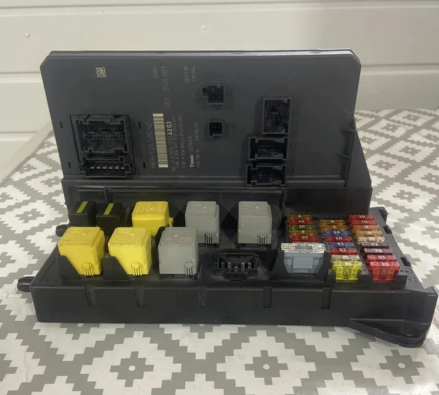 MERCEDES SPRINTER BOÎTE à fusibles SAM module de commande d'unité A ...