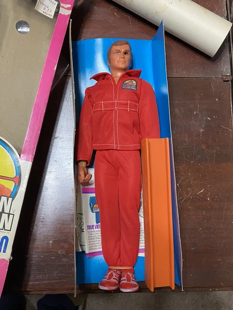 VINTAGE KENNER SIX MILLION DOLLAR MAN ACTION FIGURE BIONIC NOS Never ...