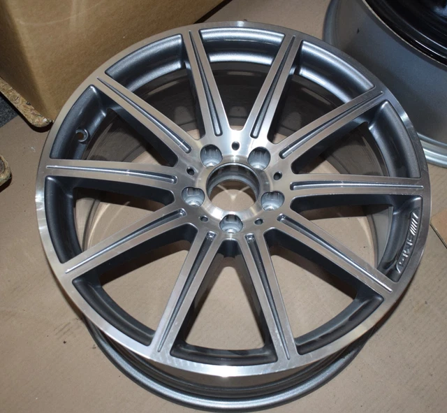 ORIGINAL MERCEDES W212 E Klasse AMG Alufelge 19 Zoll A2124015102 9 ...