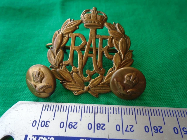 WW2 RAF BRASS Cap Badge & Buttons Kings Crown £20.00 - PicClick UK