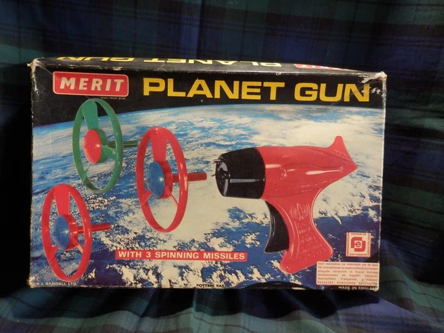 VINTAGE MERIT TOY 1950s 60s DAN DARE PLANET GUN WITH SPINNING MISSILE ...
