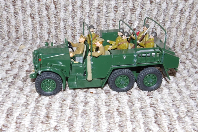 CJB MILITARY MODELS Morris CDSW Field Artillery Tractor - Scale 1:32 £ ...