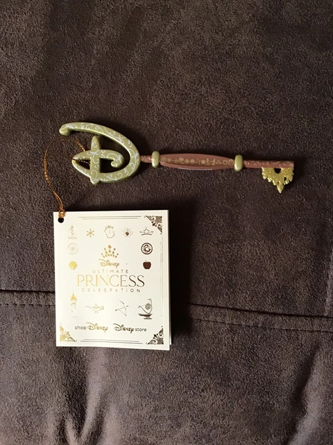 NEW DISNEY STORE Ultimate Princess Celebration Opening Ceremony Key ...