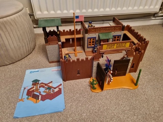 PLAYMOBIL 3023 PRESQUE complet Western Fort EAGLE en parfait état avec ...