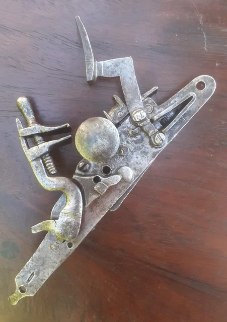 HUGE ANTIQUE FLINTLOCK Gun Lock Platine Silex £136.19 - PicClick UK