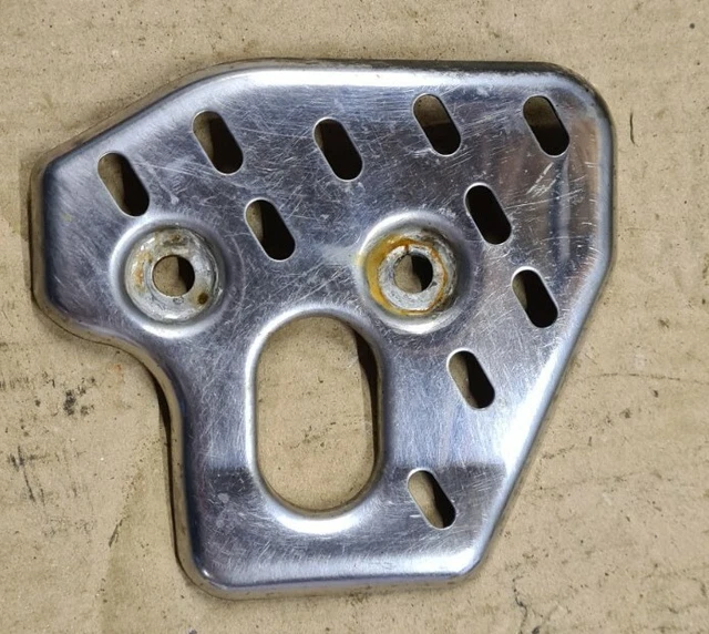 SINNIS APACHE 125 EFI Right heel plate 2018 £12.99 - PicClick UK