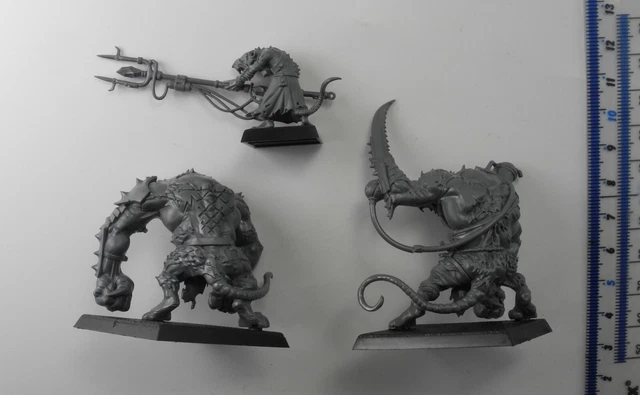 2 OGRES RAT + SKAVEN PACKMASTER Plastic Island of Blood Army Ogors ...