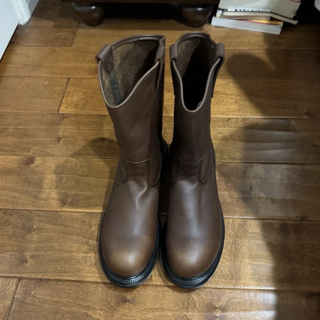 RED WING SUPERSOLE 2231 size 9 pull on brand new. Will include box £199 ...