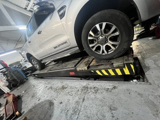 SCISSOR LIFT CAR ramp 4 Wheel Alignment £1,200.00 - PicClick UK