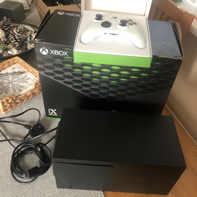 CONSOLE PER VIDEOGIOCHI Microsoft Xbox Series X 1 TB in scatola ...