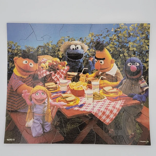 SESAME STREET PICNIC Puzzle Milton Bradley 24 pieces Bert Ernie Cookie ...