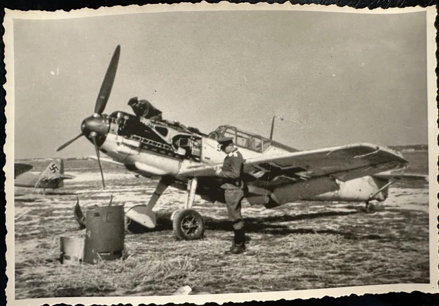 GERMAN PHOTO WW2 WWII ARCHIVE : Entretien MESSERSCHMITT Bf-109 ...