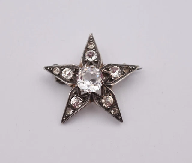 ANCIENNE BROCHE FORME étoile en argent et pierre du Rhin strass EUR 60 ...