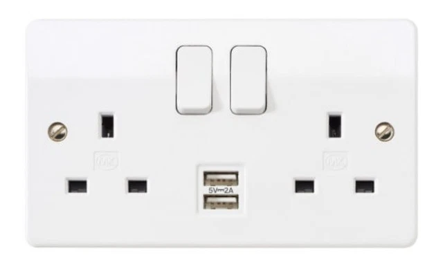 MK LOGIC PLUS Integrated Usb Double Socket K2744Rpwhi 2 Gang 13 Amp £12 ...