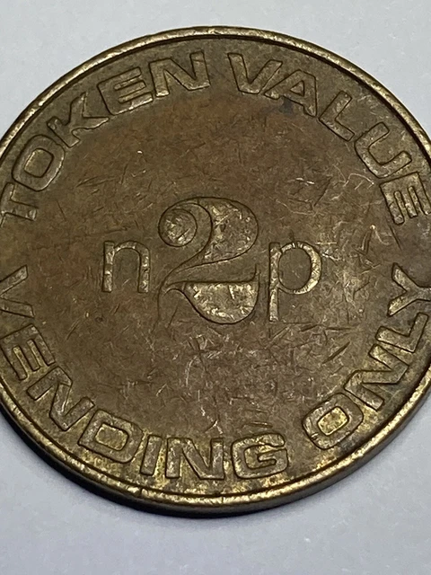 OLD VINTAGE UK UNITED KINGDOM AMUSEMENT TOKEN N2P | 2 NEW PENCE BRASS # ...
