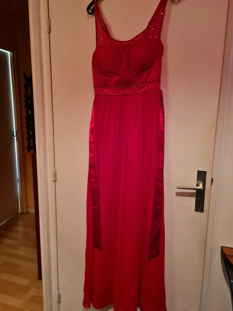 ROBES LONGUE DE soiree rouge, jamais portée. Taille 40 EUR 15,00 ...