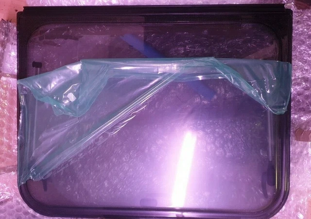 DOMETIC SWIFT MOTORHOME / caravan window MC6010700x0520 1414527 £595.00 ...