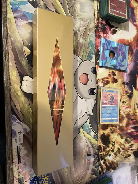 ULTRA PREMIUM COLLECTION Exclusive Charizard VMAX Playmat Pokemon TCG ...