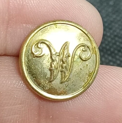 VINTAGE UNIFORM BUTTON - Hunting Livery Initial W - 11mm £16.00 ...