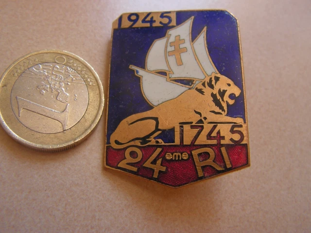 INSIGNE 24 eme regiment infanterie attache recollée ( classeur 11) EUR ...