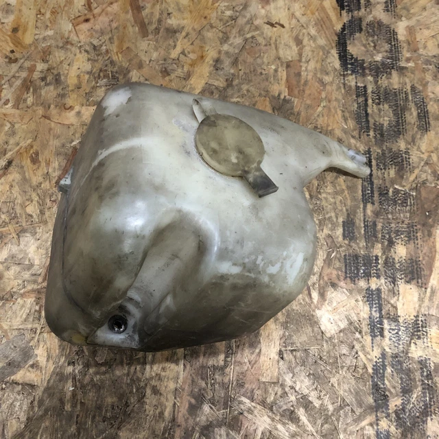 BMW E30 SCREENWASH Reservoir Tank Screen Wash Washer Container 1370789 ...