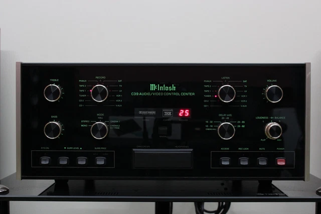 MCINTOSH C39 STEREO Preamplifier & A/V Control Center EUR 1.600,00 ...