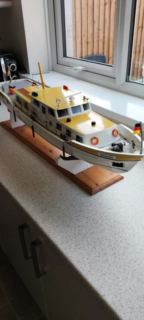 ROBBE BUSSARD RADIO Controlled Model Boat £1.00 - PicClick UK
