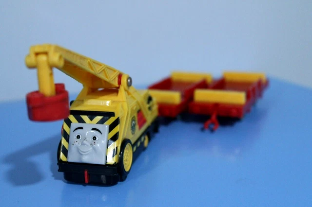 THOMAS & FRIENDS Trackmaster Kevin Motorized Train Engine Crane w ...