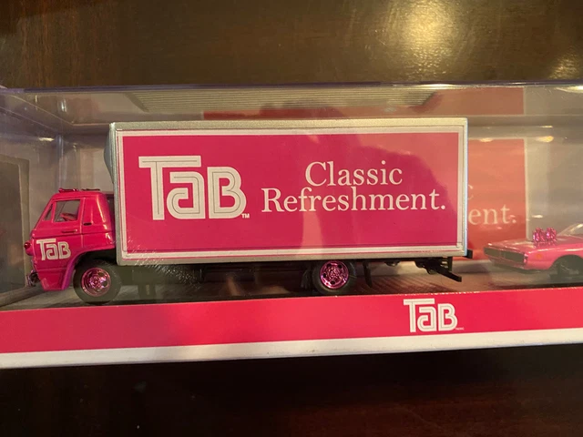 M2 MACHINES COCA Cola Hauler , Chase Tab 1971 Dodge Charger ERROR ...