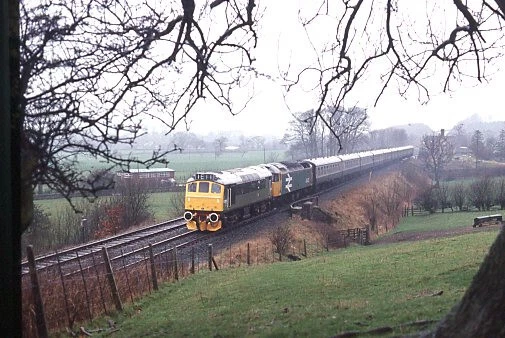 ORIGINAL COLOUR SLIDE of D7672 BR class 25 diesel loco £1.99 - PicClick UK