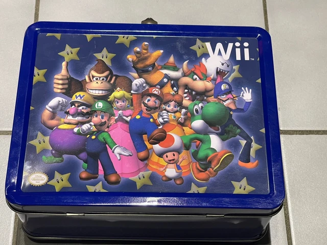 OFFICAL NINTENDO SUPER Mario Bros Collectible Metal Tin Lunch Box $40. ...
