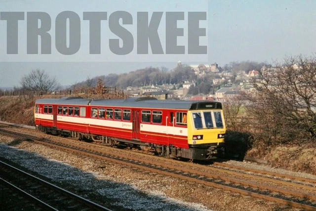 35MM SLIDE BR British Railways DMU Class 141 141110 Mirfield 1989 Orig ...