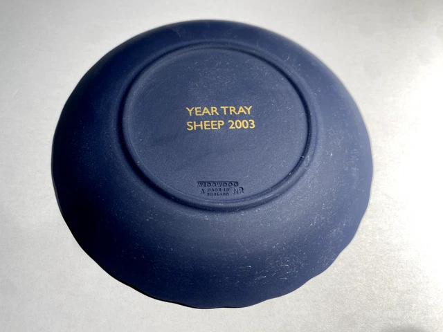 NEW - WEDGWOOD Jasperware Eto 2003 Year Tray Plate Sheep Zodiac $100.00 ...