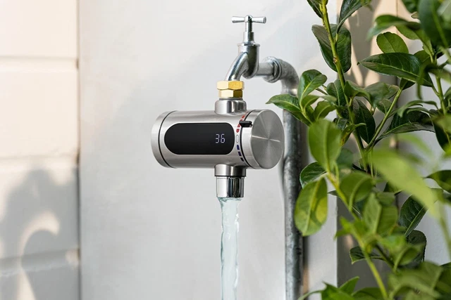 EDELSTAHL DURCHLAUFERHITZER HEISSES Wasser an jedem Anschluss ...