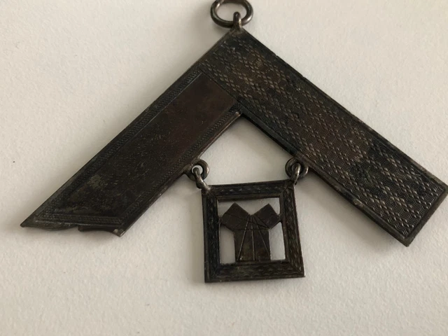 VINTAGE PAST MASTERS square collar jewel probably from Berkshire Lodge ...